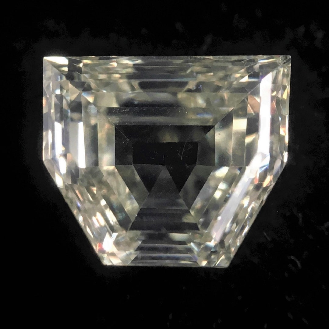 1.15 Ct Trapezoid Shape Natural Loose Diamond M Color SI-2 Clarity, 5. ...