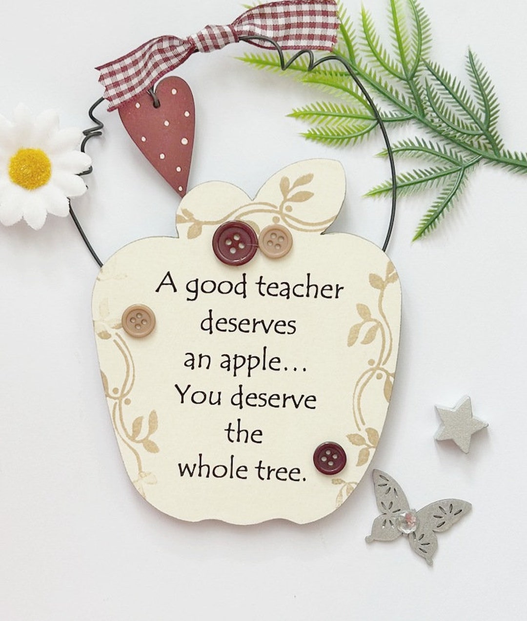 A Good Teacher Deserves an Apple Thank You Teacher Gift Heart - Etsy