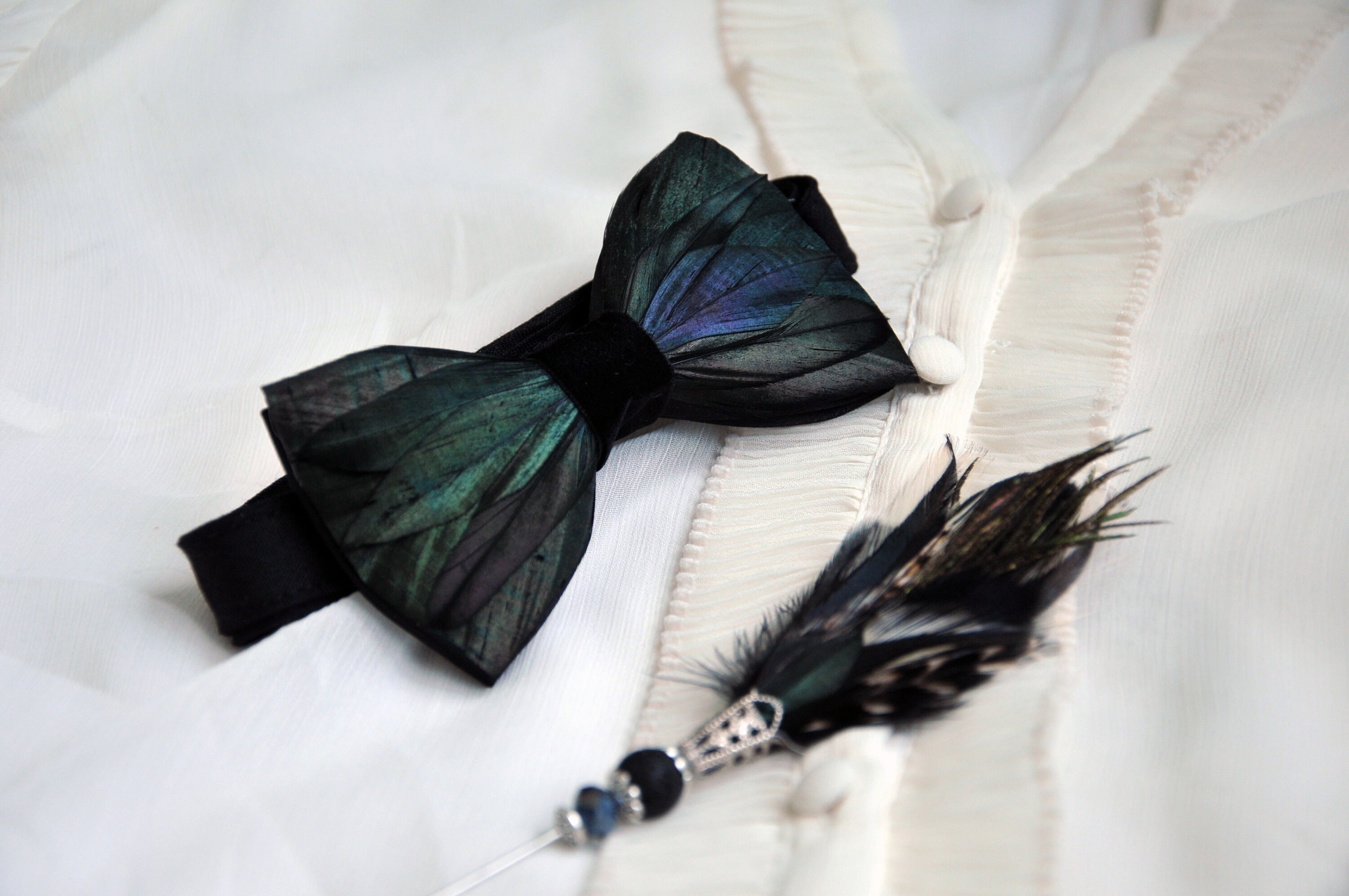 Bow Tie and Boutonniere Feathers Bow Tie Deep Green Bird - Etsy