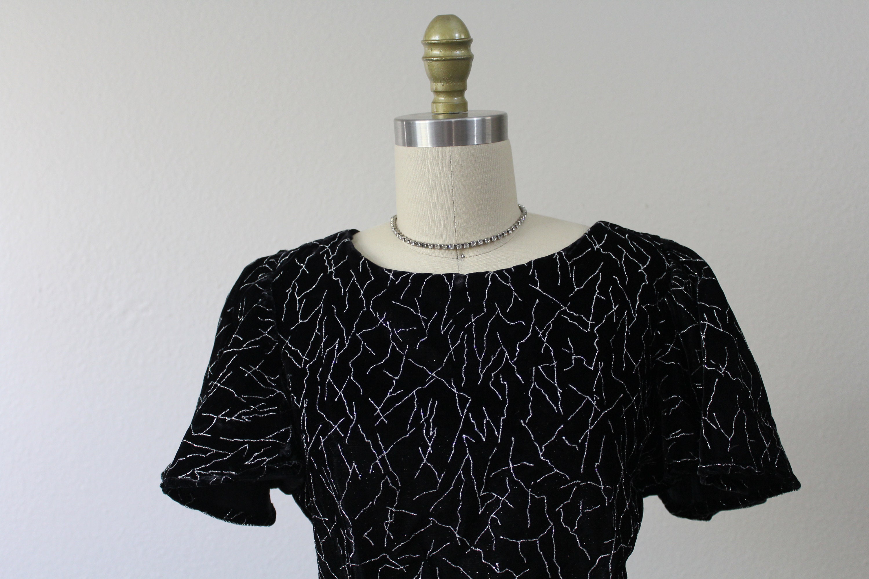 Vintage 1980s 80s Black Velvet Silver Metallic Thread Sating | Etsy