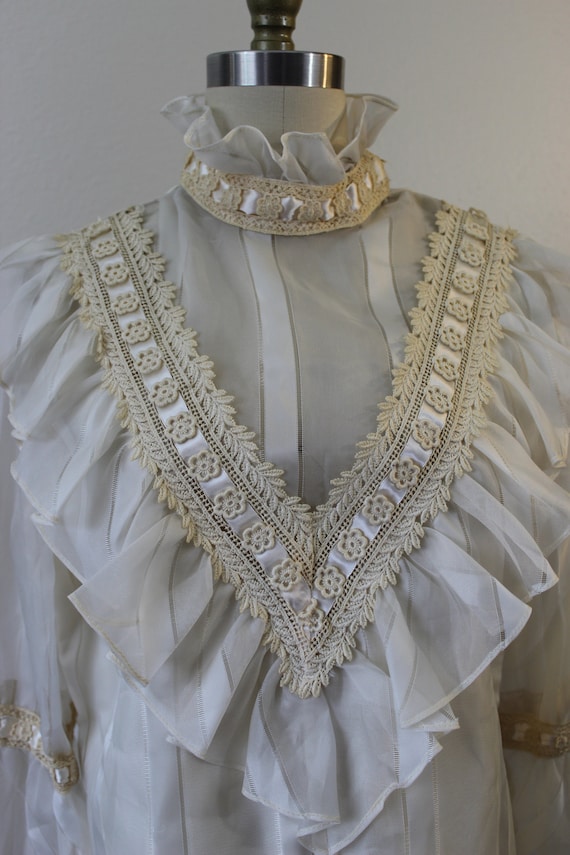 Vintage 70s Joy Stevens cream Victorian High Collar S… - Gem