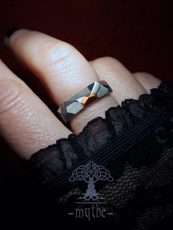 Three-colored Amazing Wedding Ring. Raw Unique Texture. Silver | Etsy