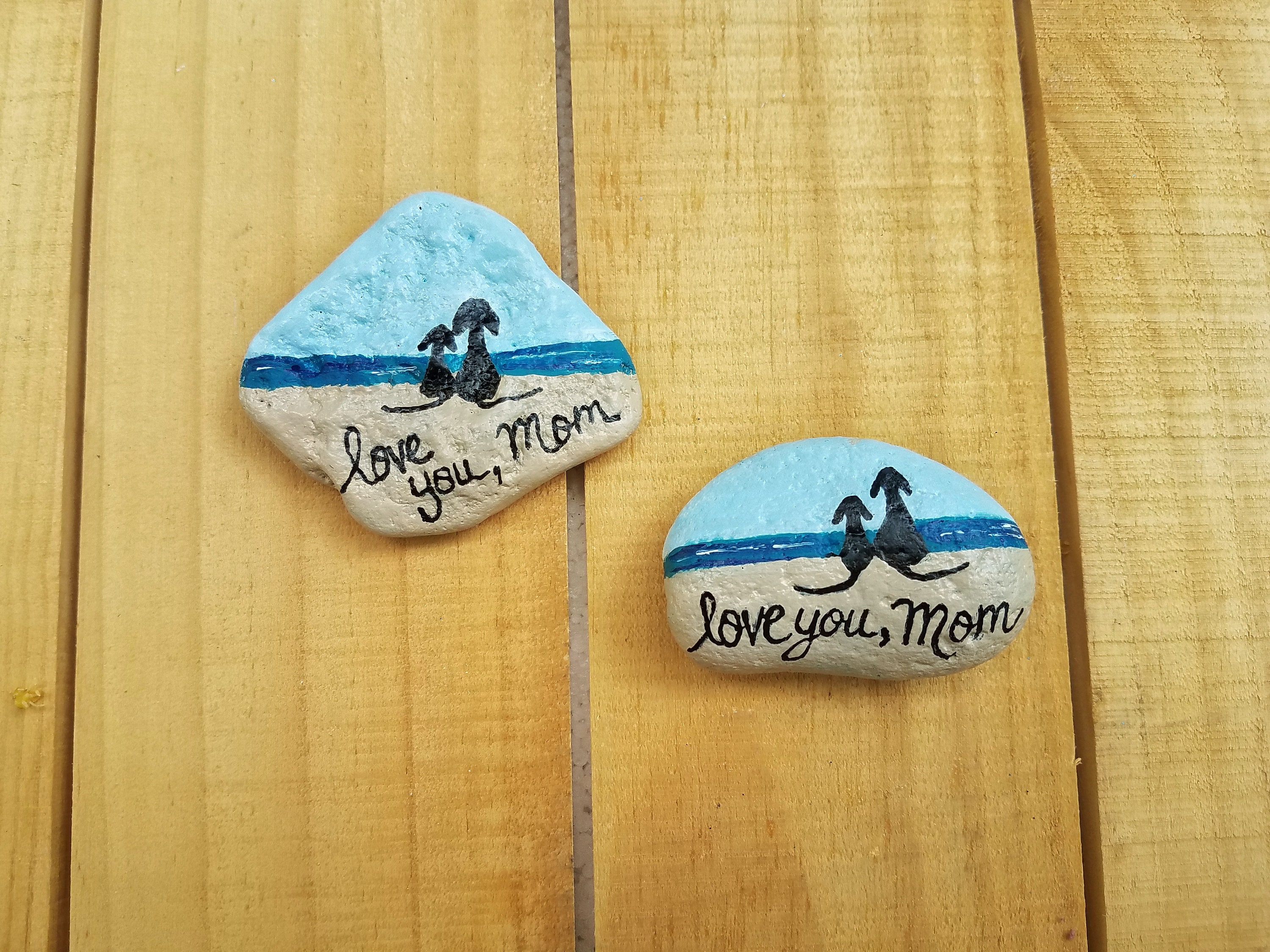 Love Mom Painted Beach Rock Mother's Day River Rock - Etsy