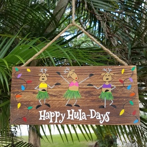 Happy Hula-days Hawaii Tropical Christmas Sign, Hula Dancing Reindeer ...