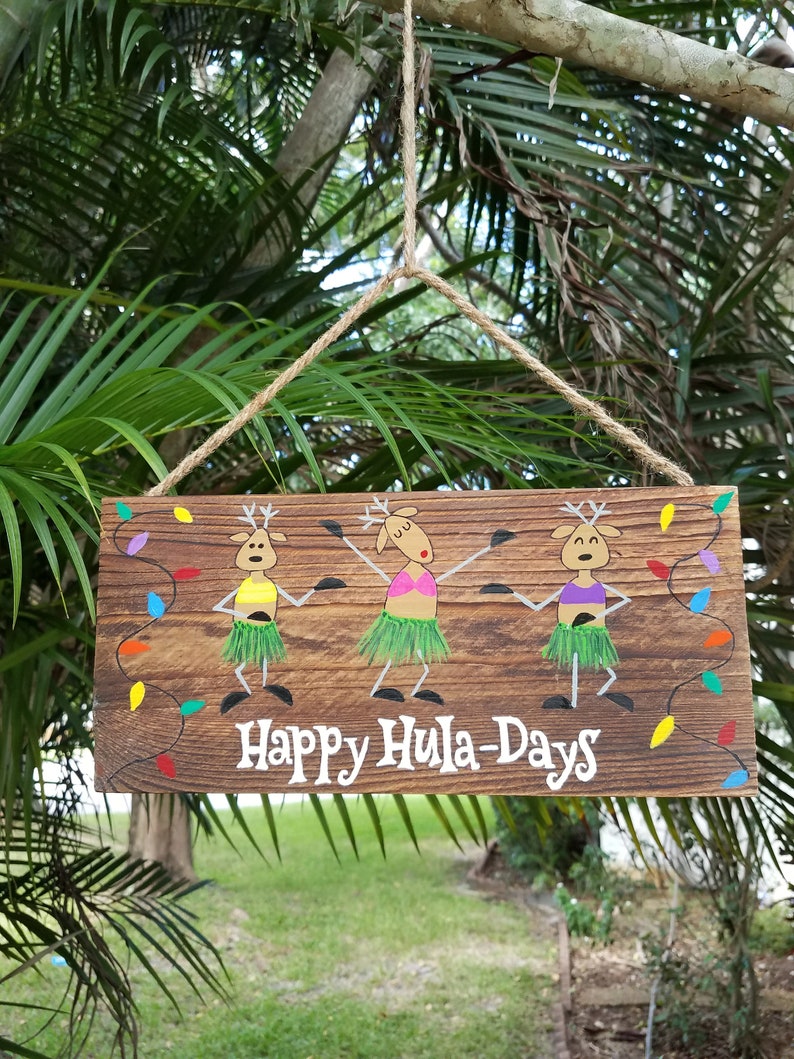 Happy Hula-Days Hawaii Tropical Christmas Sign Reindeer | Etsy