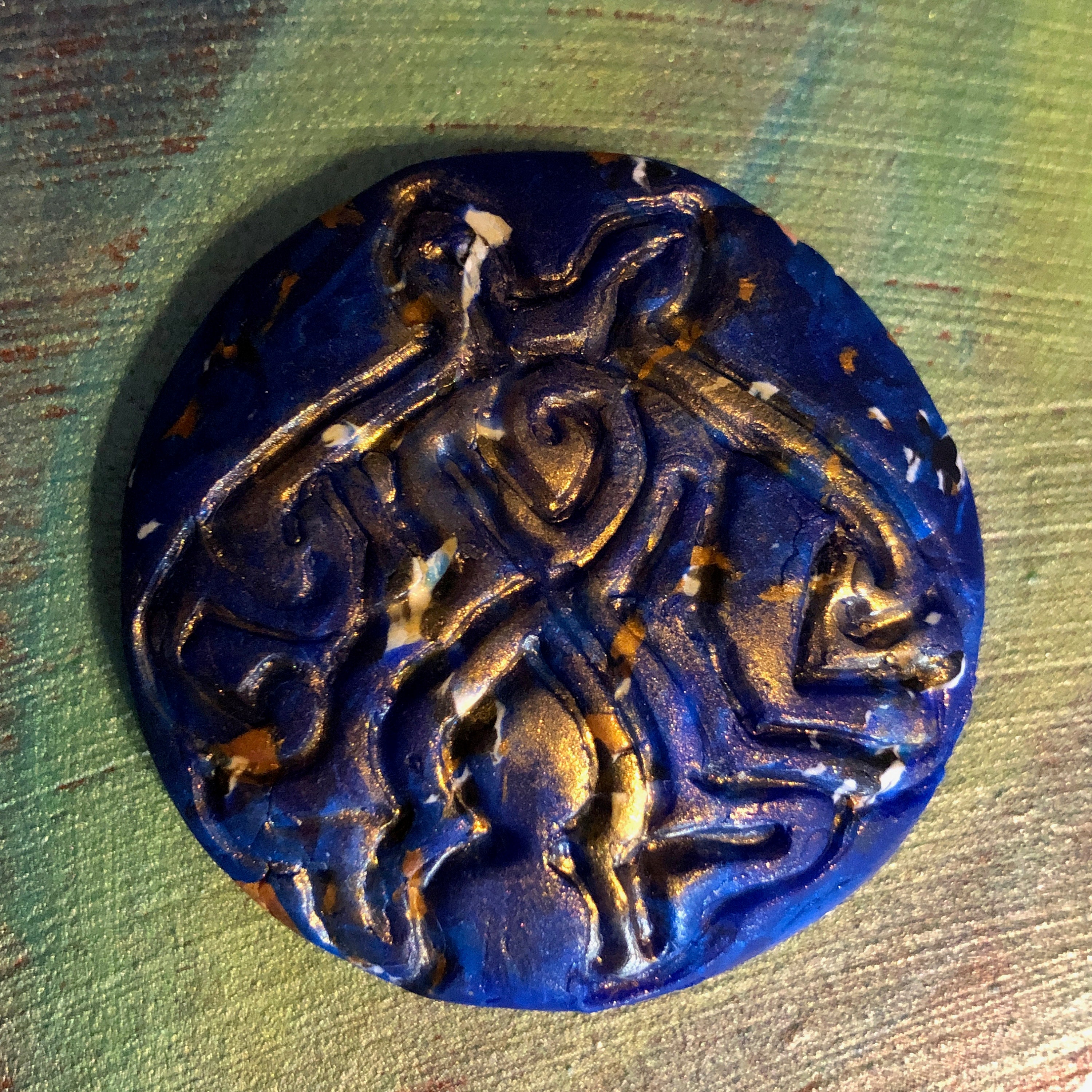 Luna Moth Palm Labyrinth/ Worry Stone by DLH Pocket - Etsy