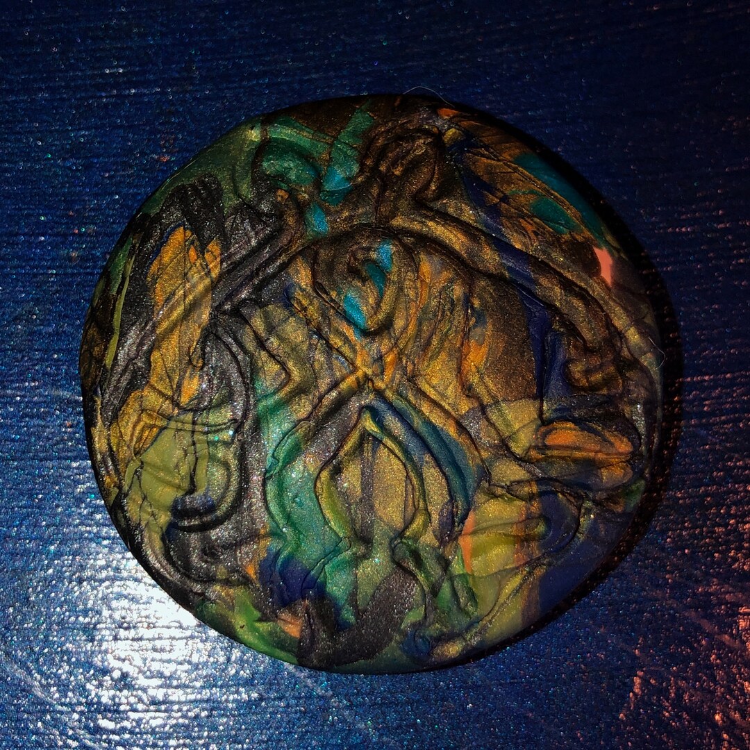 Luna Moth Palm Labyrinth/ Worry Stone by DLH, Pocket Labyrinth ...