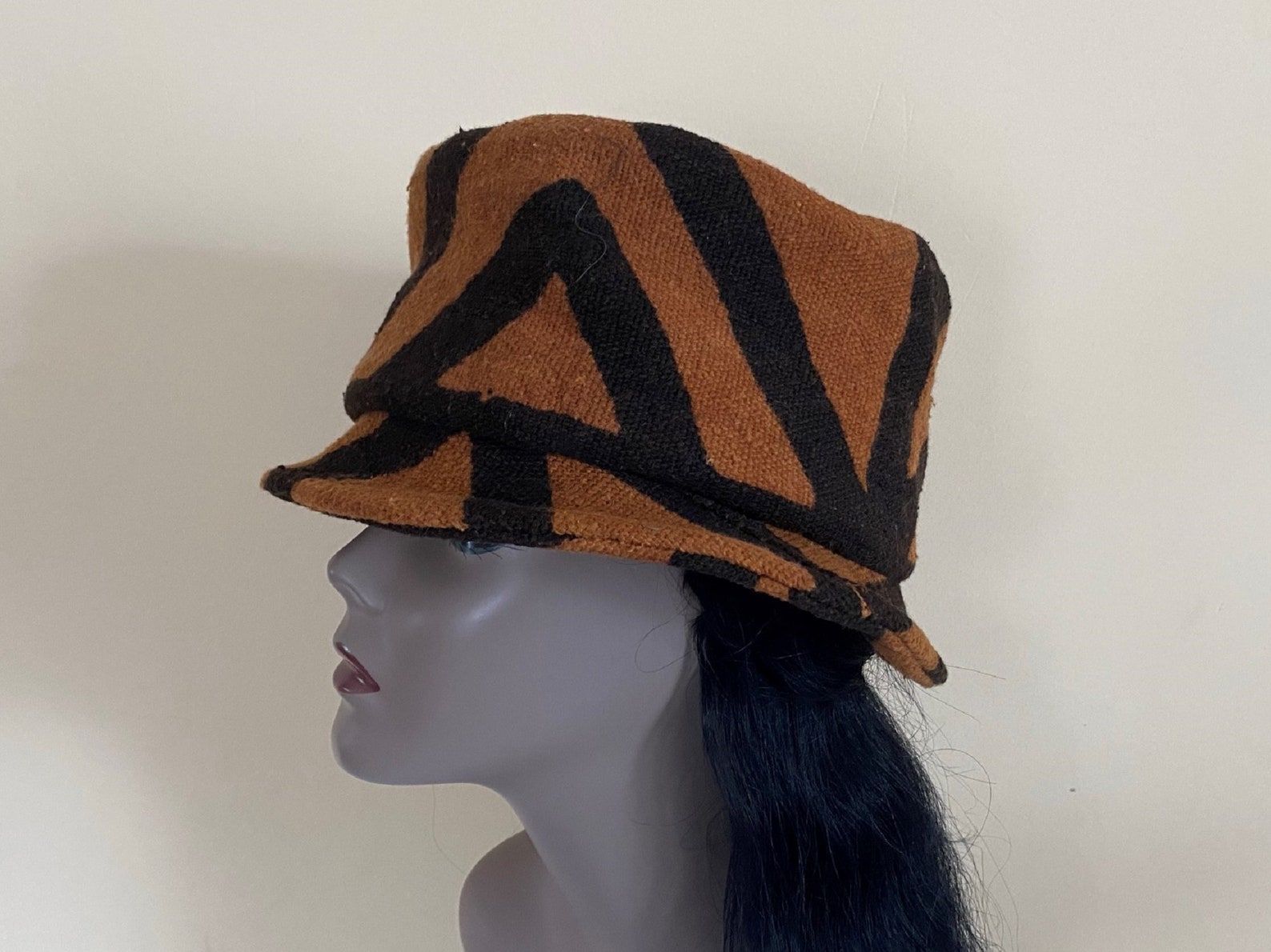 Women's Mud Cloth Hat, Unisex Mud Cloth Hat, Rust and Black Medium Brim ...