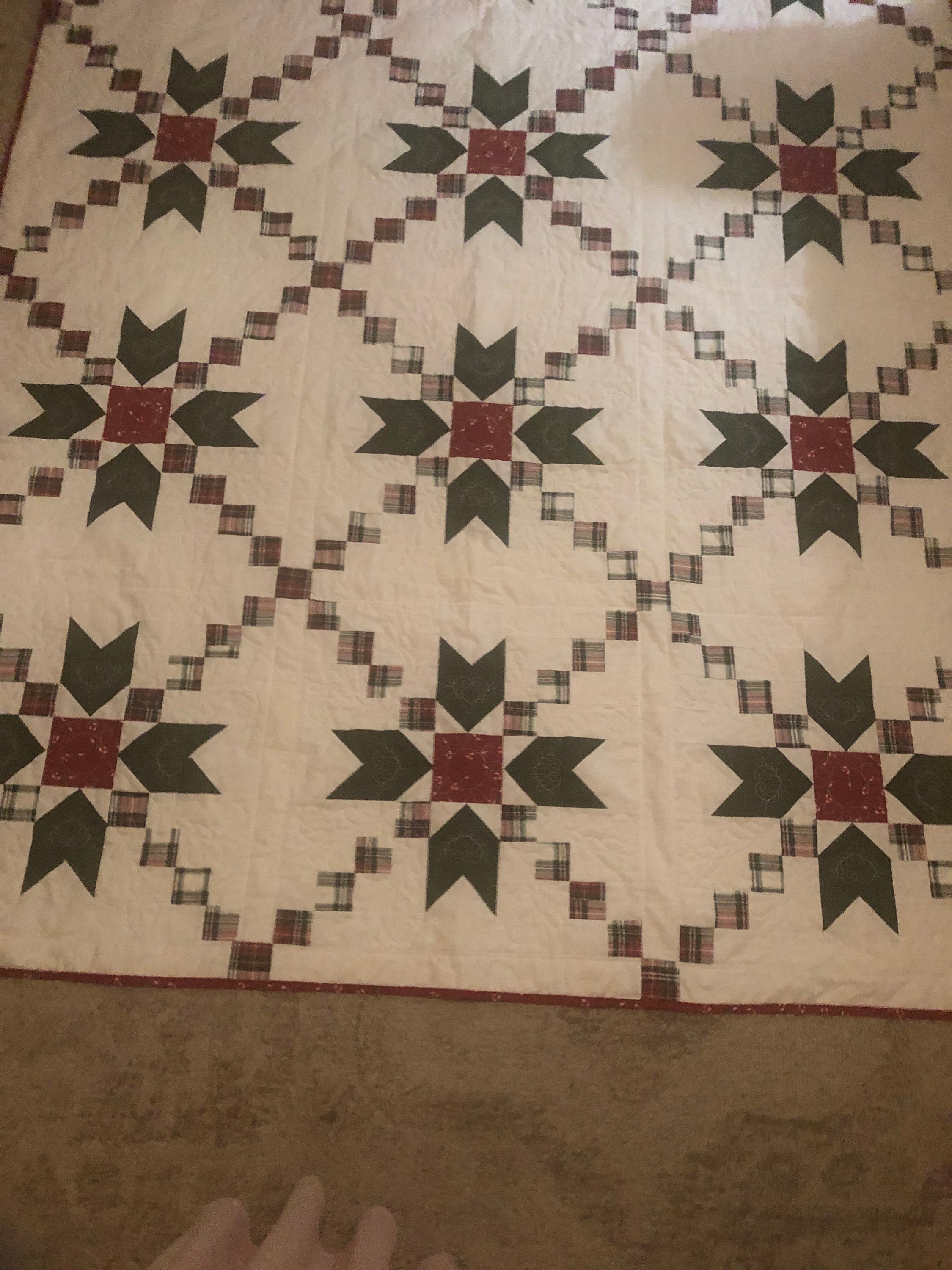 NEW Christmas Irish Chain Quilt - Etsy
