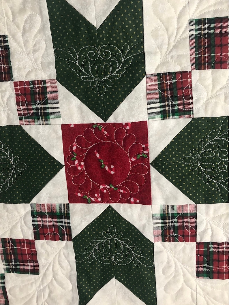 NEW Christmas Irish Chain Quilt - Etsy