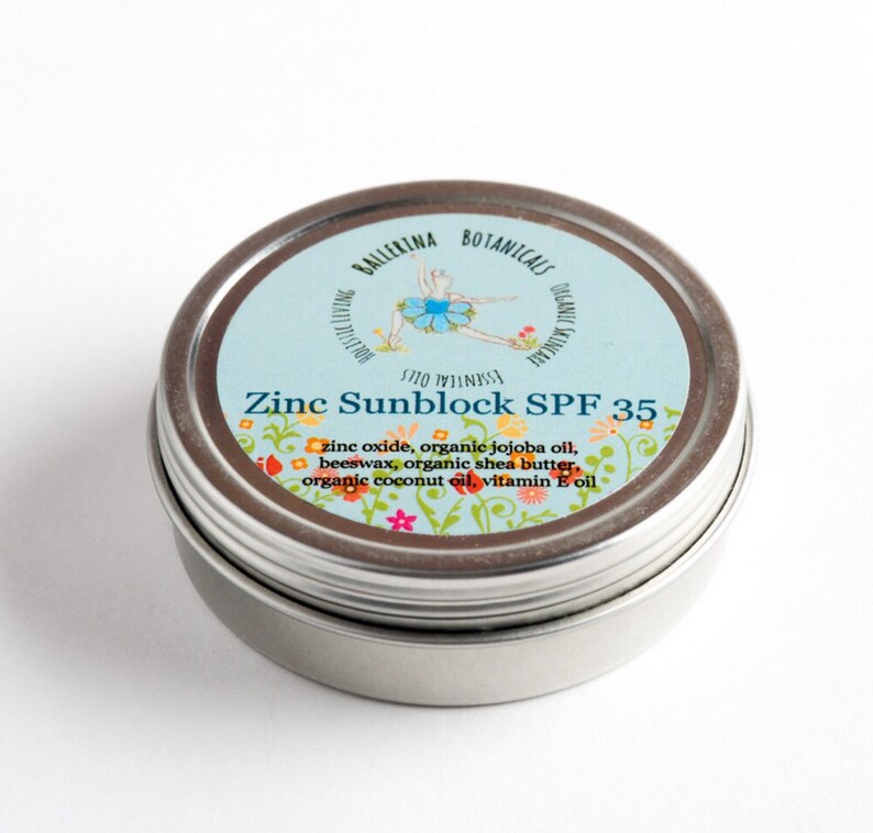 Sunblock Organic Sunscreen SPF 35, Water Resistant, With Zinc Oxide ...