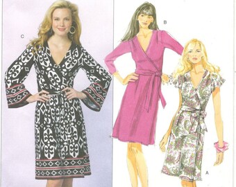 Butterick 5562 Sewing Pattern, Misses'/misses Petite Zipper Front Dress ...