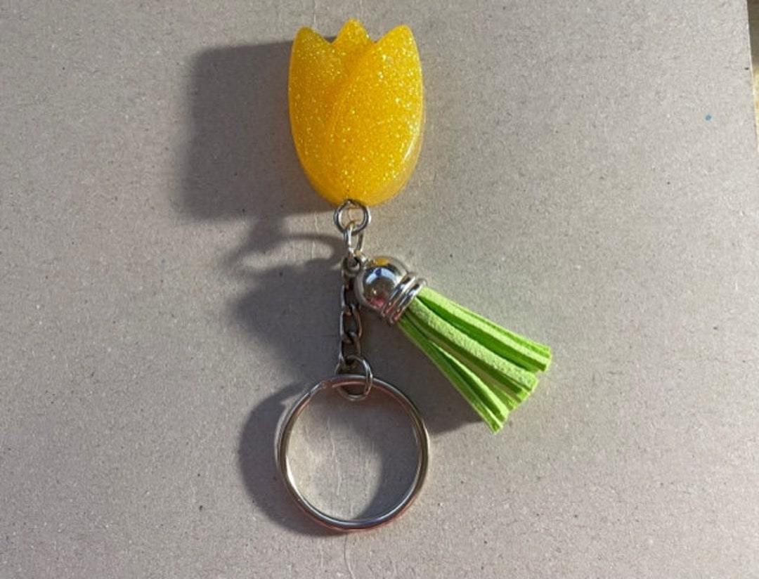 Mini Tulip Keychain Custom Keychain Tulip Keychain resin Keychain ...