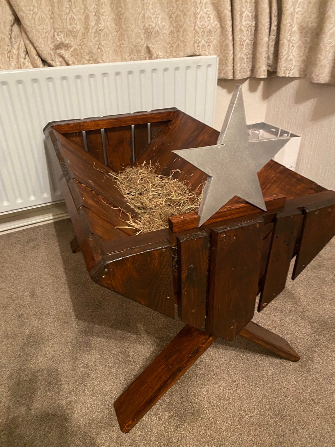 Large Traditional Nativity Manger - Etsy