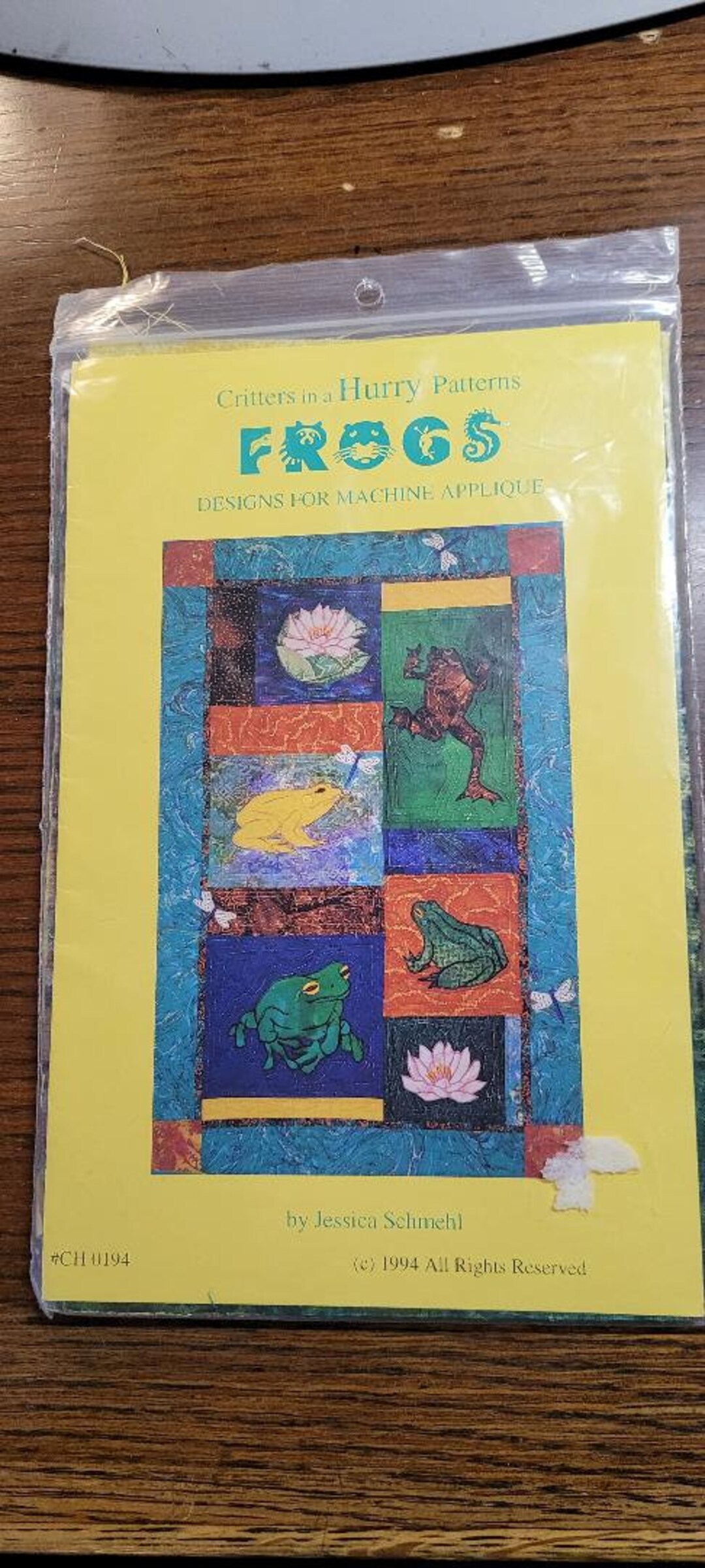 Critters in a Hurry Frogs Designs for Machine Applique, PLUS Fabric ...