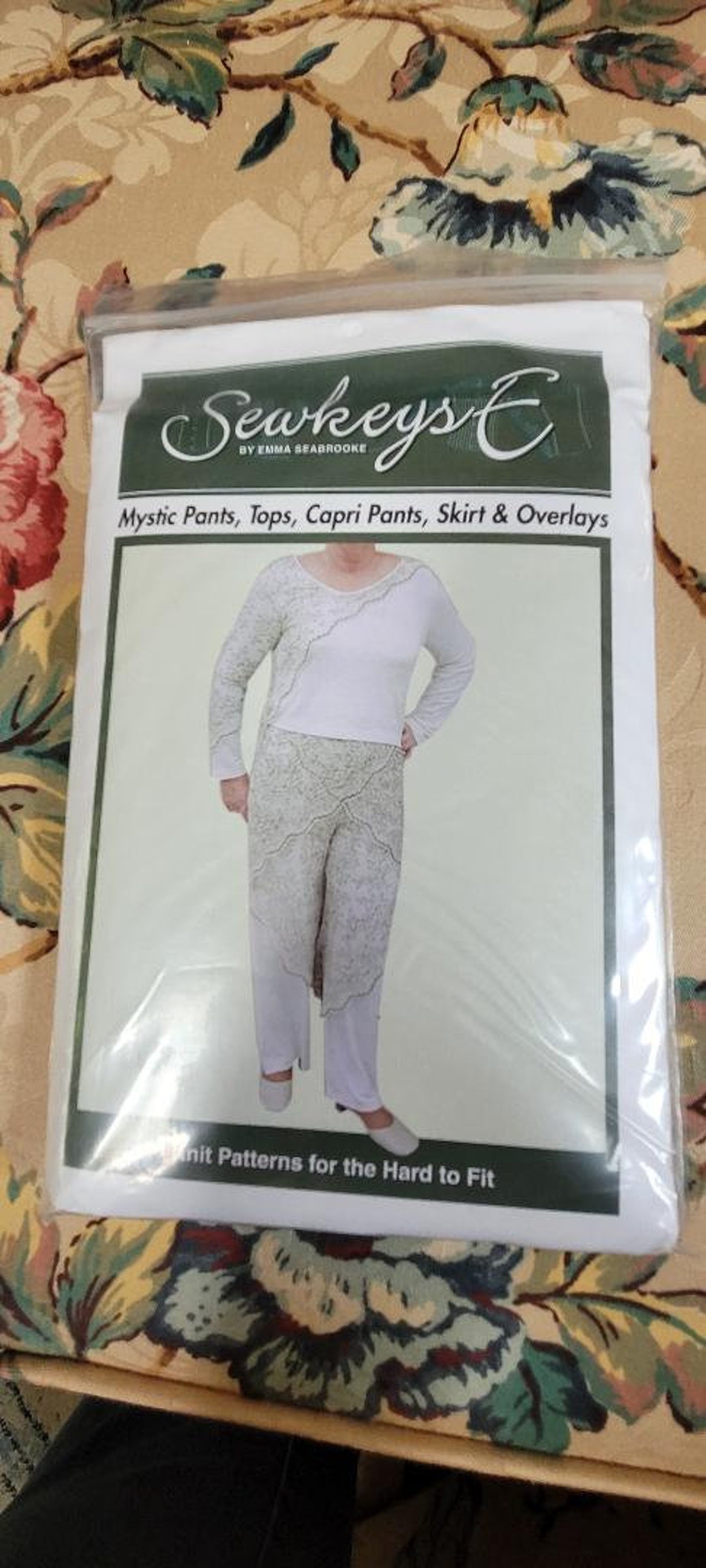 UNCUT Sewkeys E by Emma Seabrooke Misses Sz 10-16 Mystic Pants, Top ...
