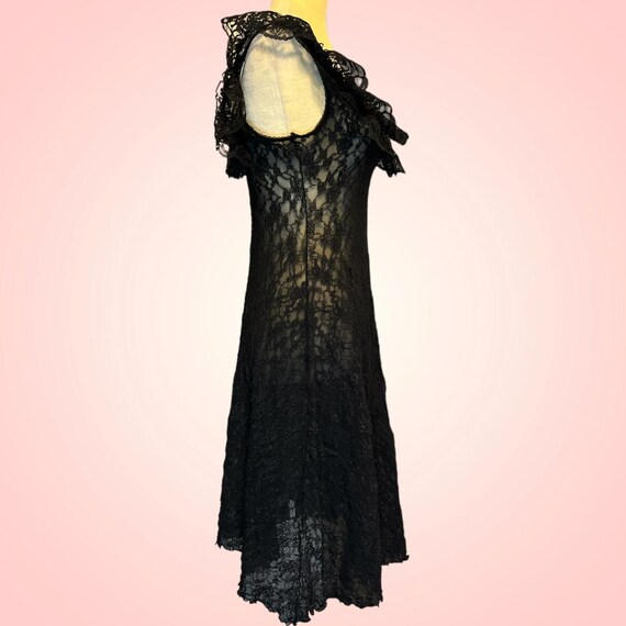 Fredericks of Hollywood Sheer Lace Ruffle Trim Vintag… - Gem