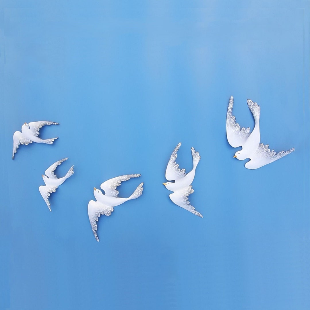 Large Flock of 5 White Sculpted Doves - Symbol of Peace - Flying Bird ...