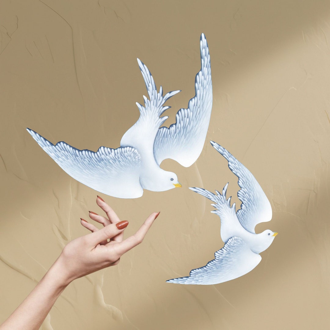 Warm Set of 2 Wooden Painted Doves Bird Wall Decor Hanging Flying White ...