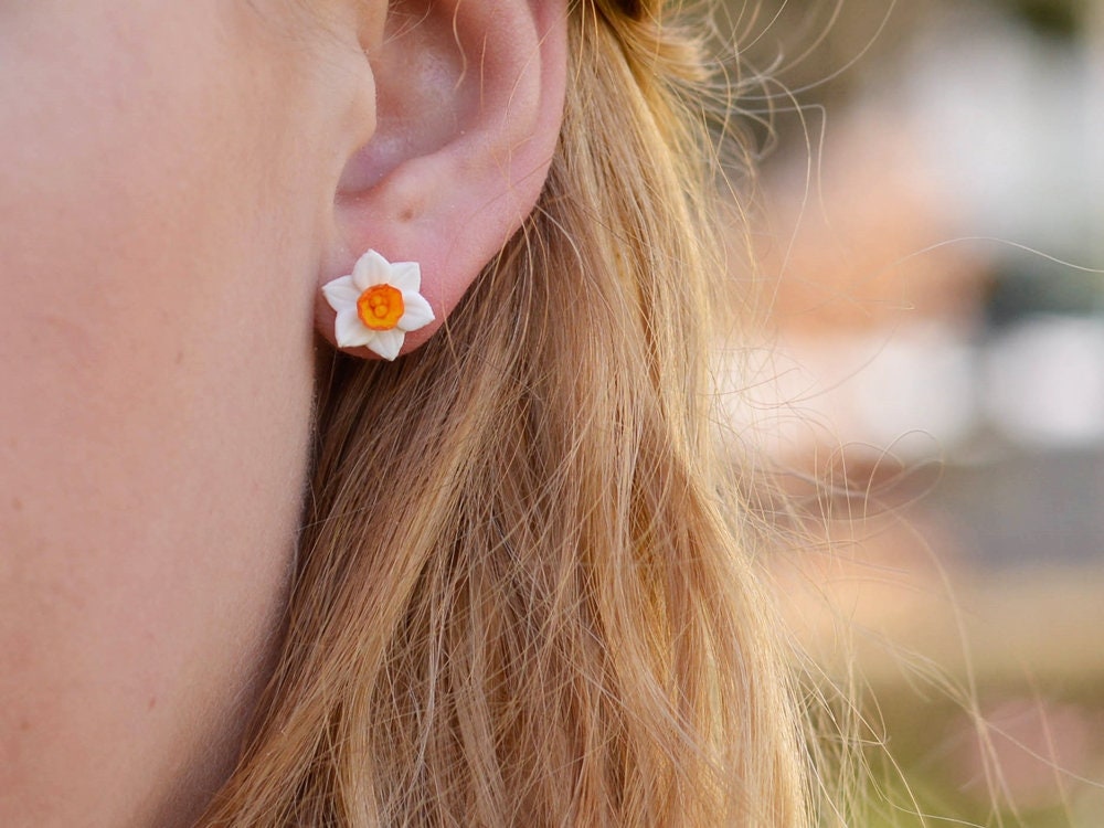 Daffodil Flowers Stud earrings Daffodil Jewelry White/Yellow | Etsy
