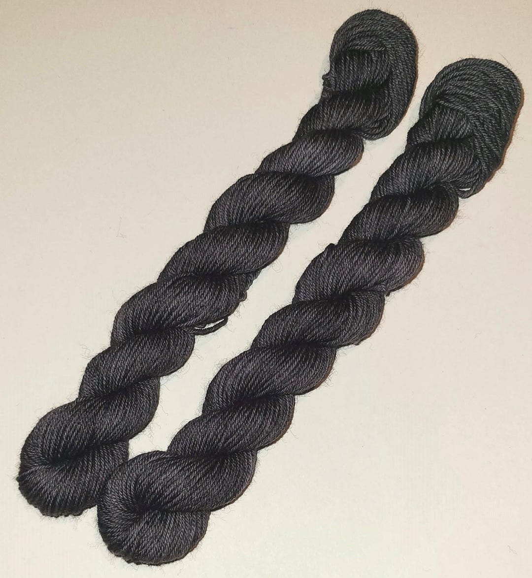Yarn, "wolf" DYED to ORDER, Hand Dyed, Dark Mysterious Gray Yarn, Lace ...