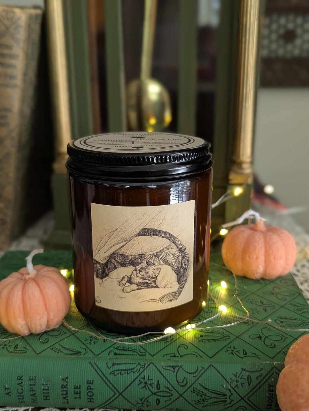 Cashmere Musk & Lily Soy Candle, Kitty Cozy, Clean Musk Scent - Etsy