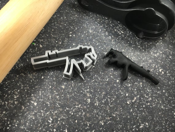 Submachine Gun Cookie Cutter | Etsy