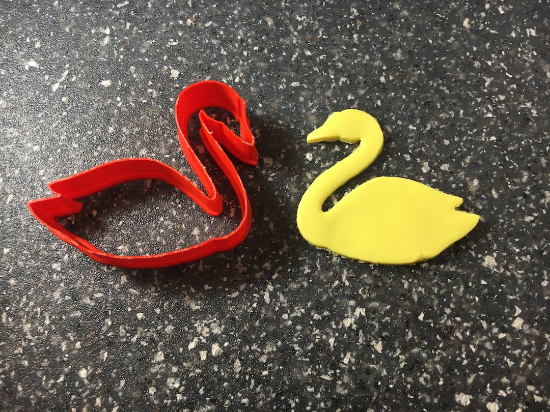 Swan Shape Cutter – Elegant Design for Baking, Cookies, and Craft ...