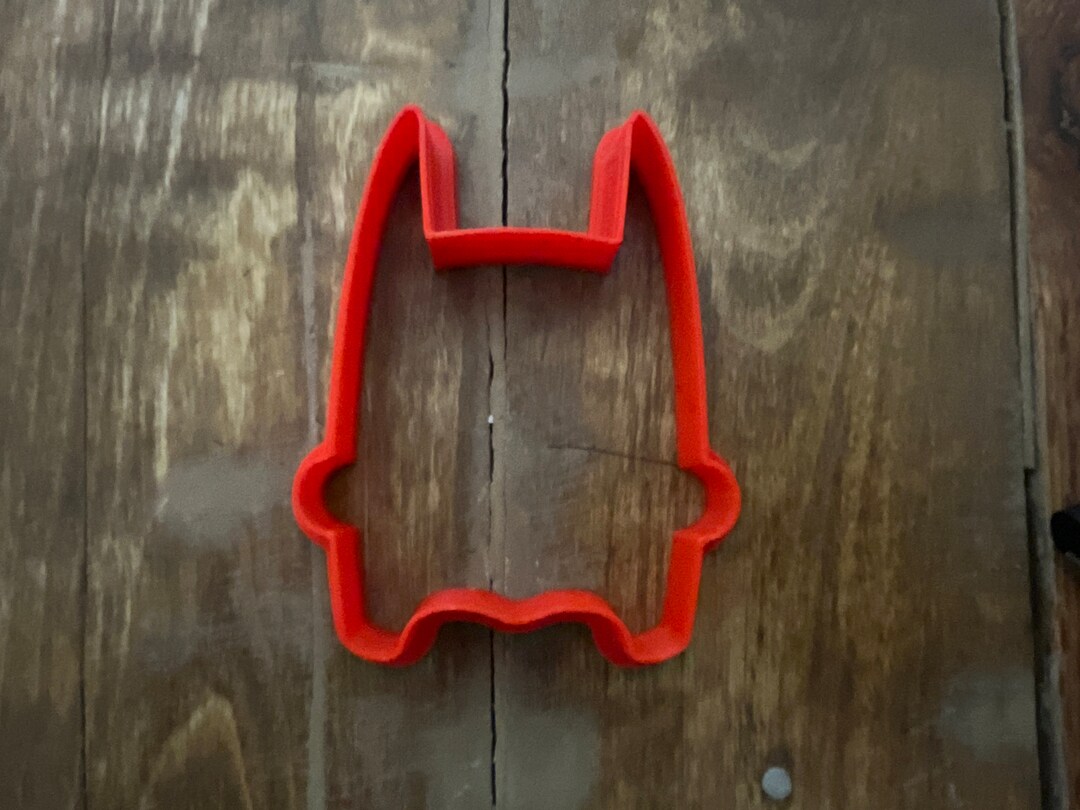 Superhero Cowl Shape Cookie Cutter - Fun Comic-themed Baking Tool for ...