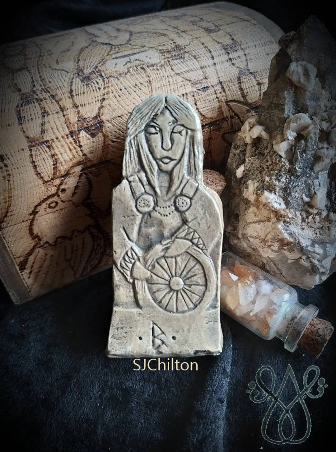 Frigg Statue: Handmade Norse/viking Goddess of Marriage, Wisdom, and ...