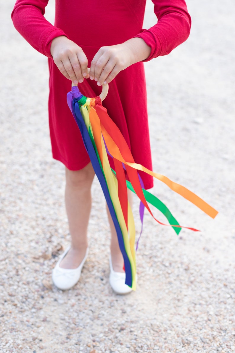 Rainbow Hand Kite, Ribbon Hand Kite, Music and Movement, Gross Motor ...
