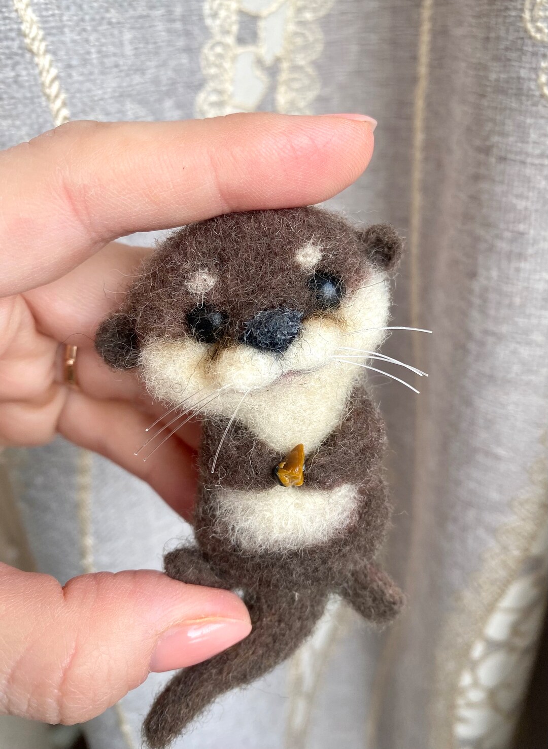 Otter Brooch, Felted Otter Pin, Felt Otter Brooch, Needle Felt Animal ...