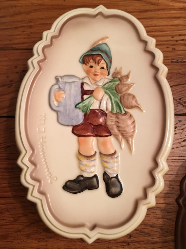 MJ Hummel 1989 Goebel Cake Baking Mold Round D-90 Wall Hanging Rare Vtg ...