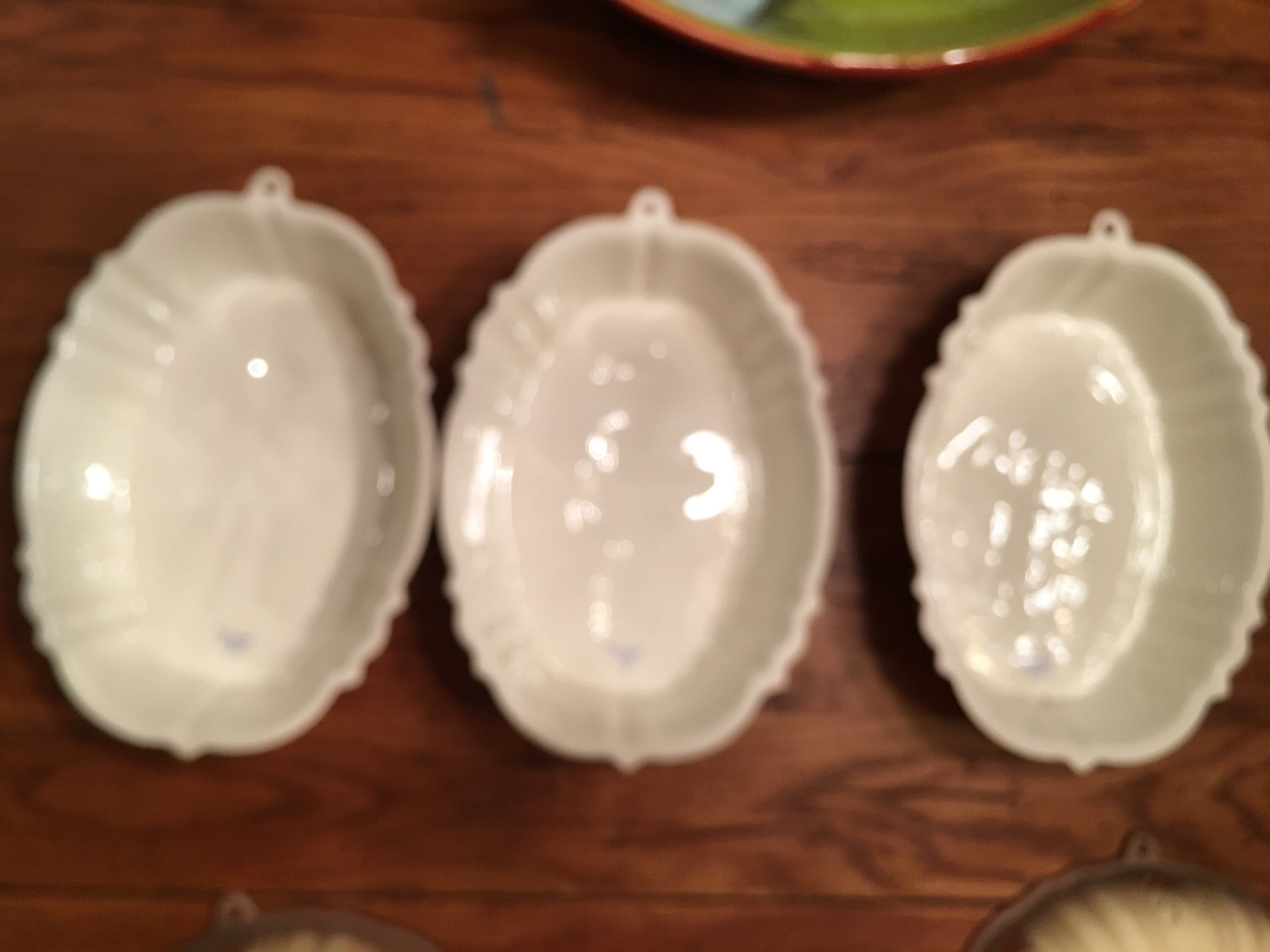 MJ Hummel 1989 Goebel Cake Baking Mold Round D-90 Wall Hanging Rare Vtg ...