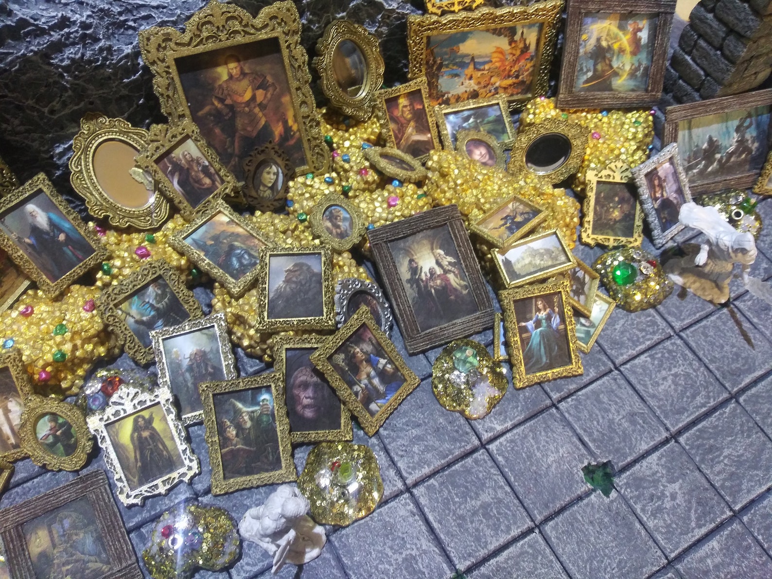 28mm Dungeon Treasure Painting Frames - Etsy