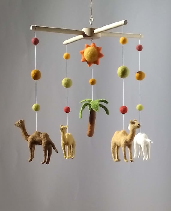 Baby mobile Kindergarten Nadel gefilzt Kamel Krippe Dekor | Etsy