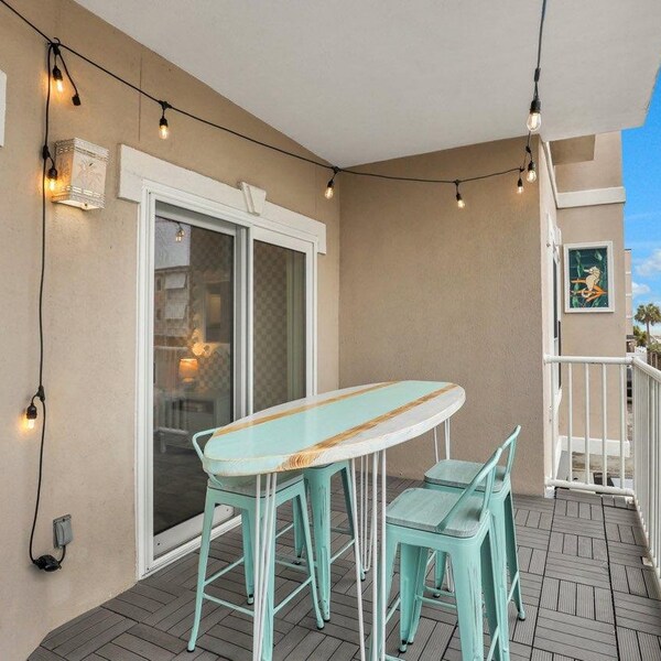 Surfboard Table - Etsy