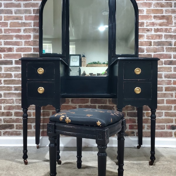 Antique Vanity Set - Etsy