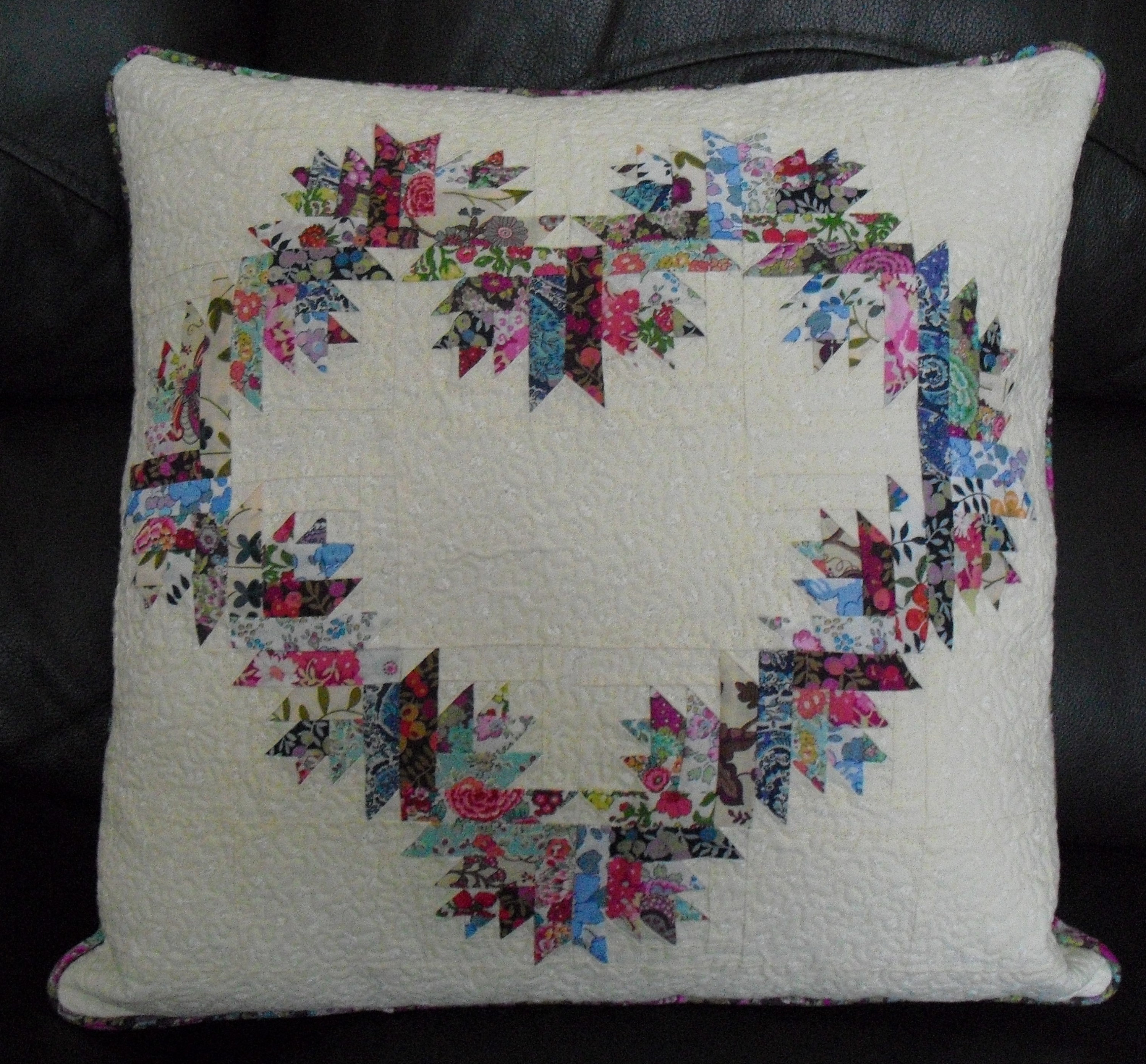 Log Cabin Heart Pillow PDF Pattern - Etsy