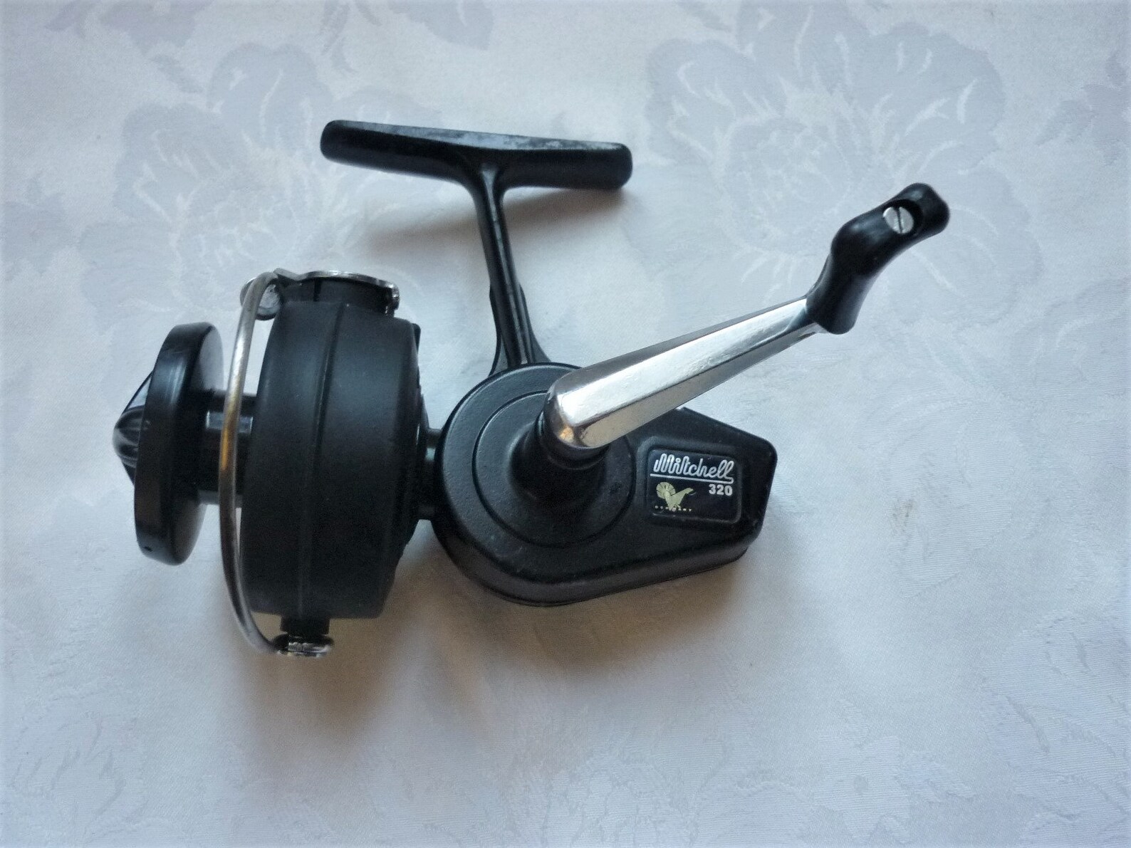 Vintage MITCHELL 320 BALZER Fishing Reel - Etsy