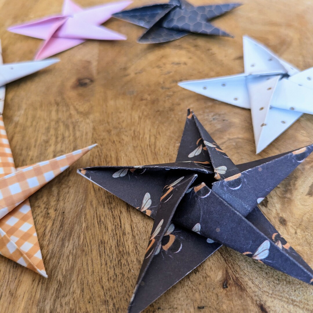 Bumblebee Patterned Origami Stars ~ Pink Black White Honeycomb Paper ...