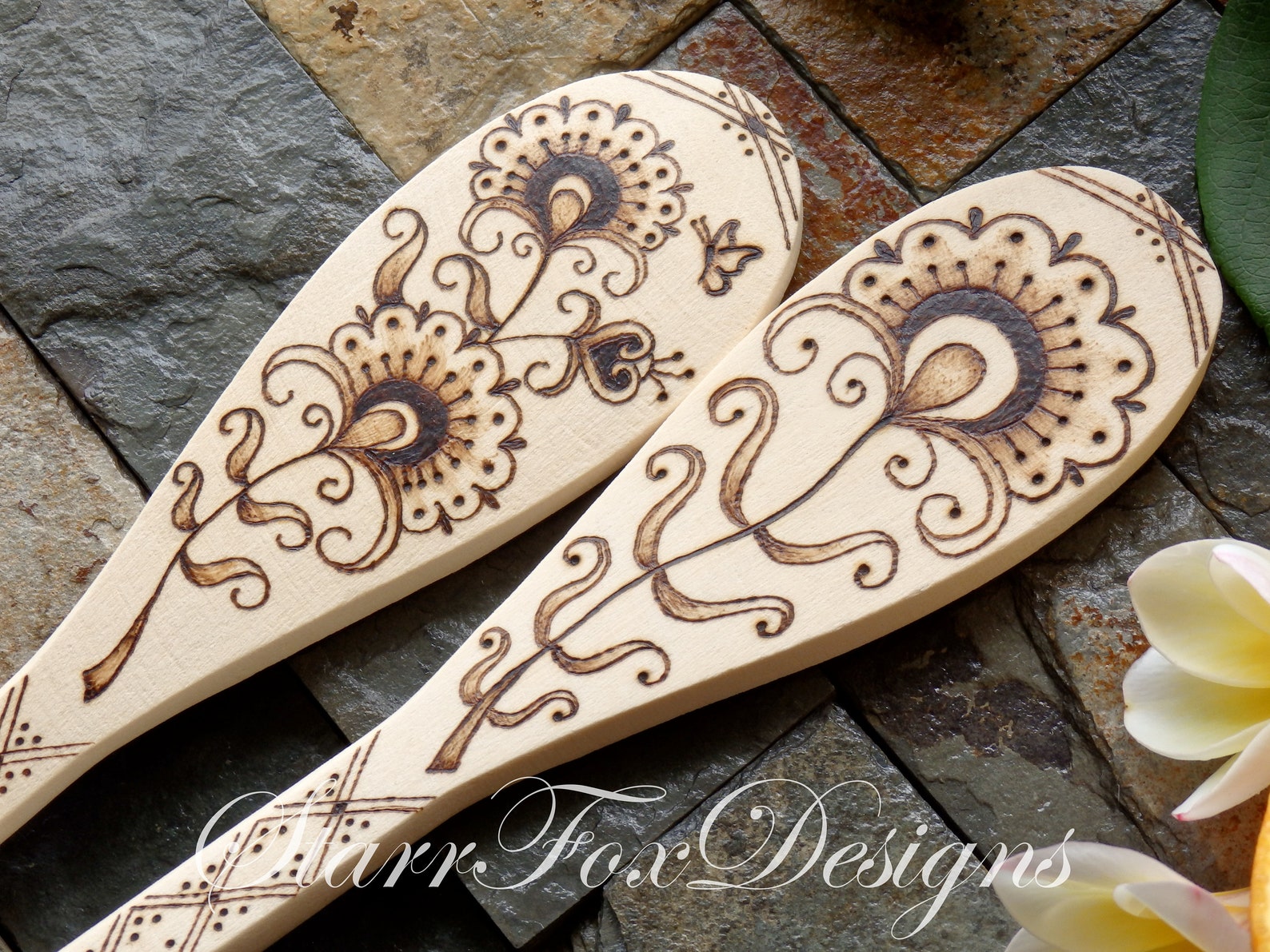 Folk Art Pyrography Decorated Long Wooden Spoons Floral Kitchen Cooking ...