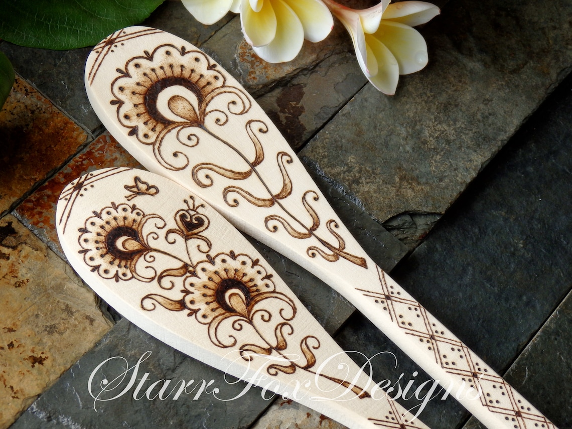 Folk Art Pyrography Decorated Long Wooden Spoons Floral Kitchen Cooking ...