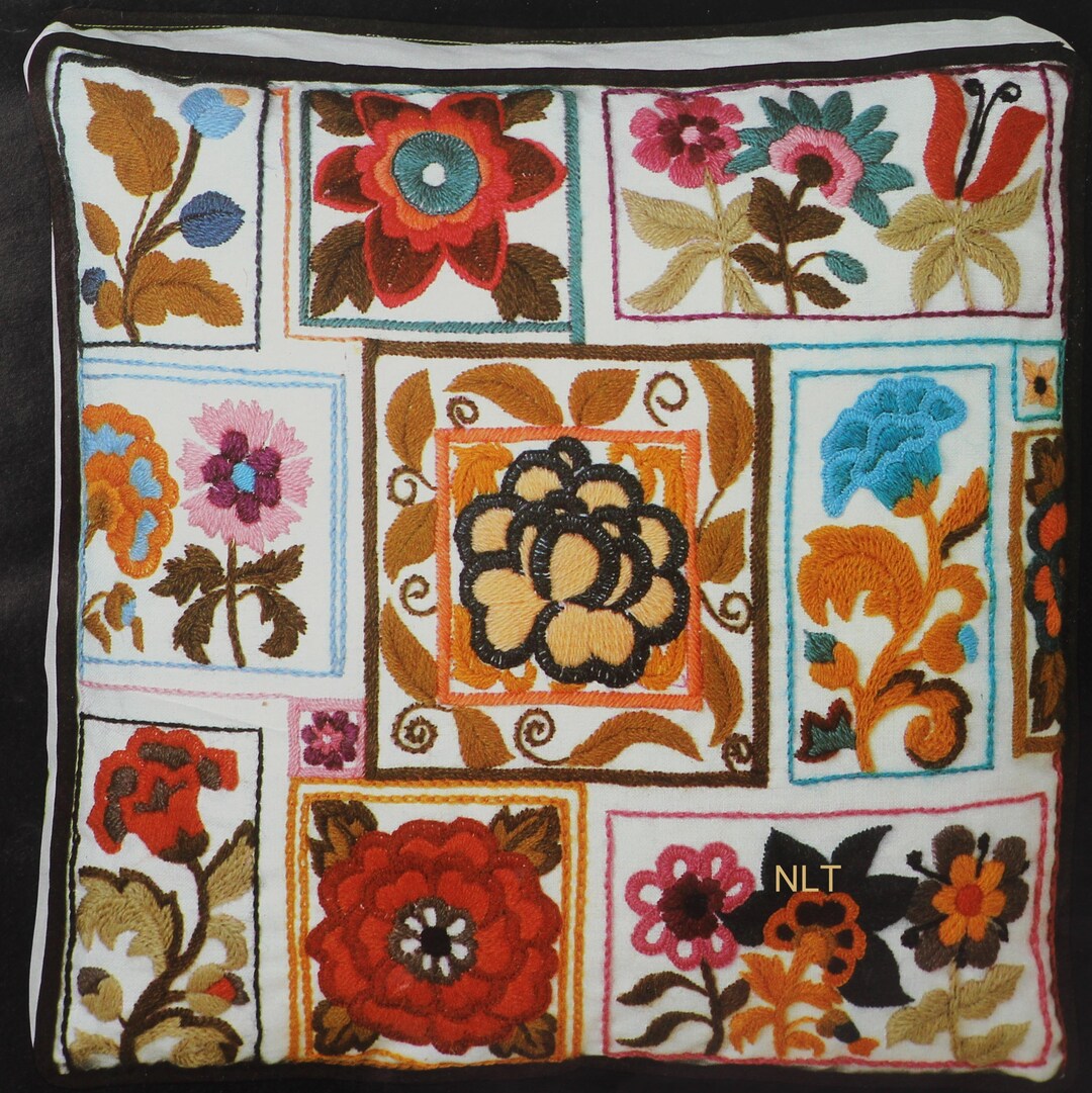 STAINED GLASS WINDOW Vintage Crewel Embroidery Kit Jacobean Stylized ...