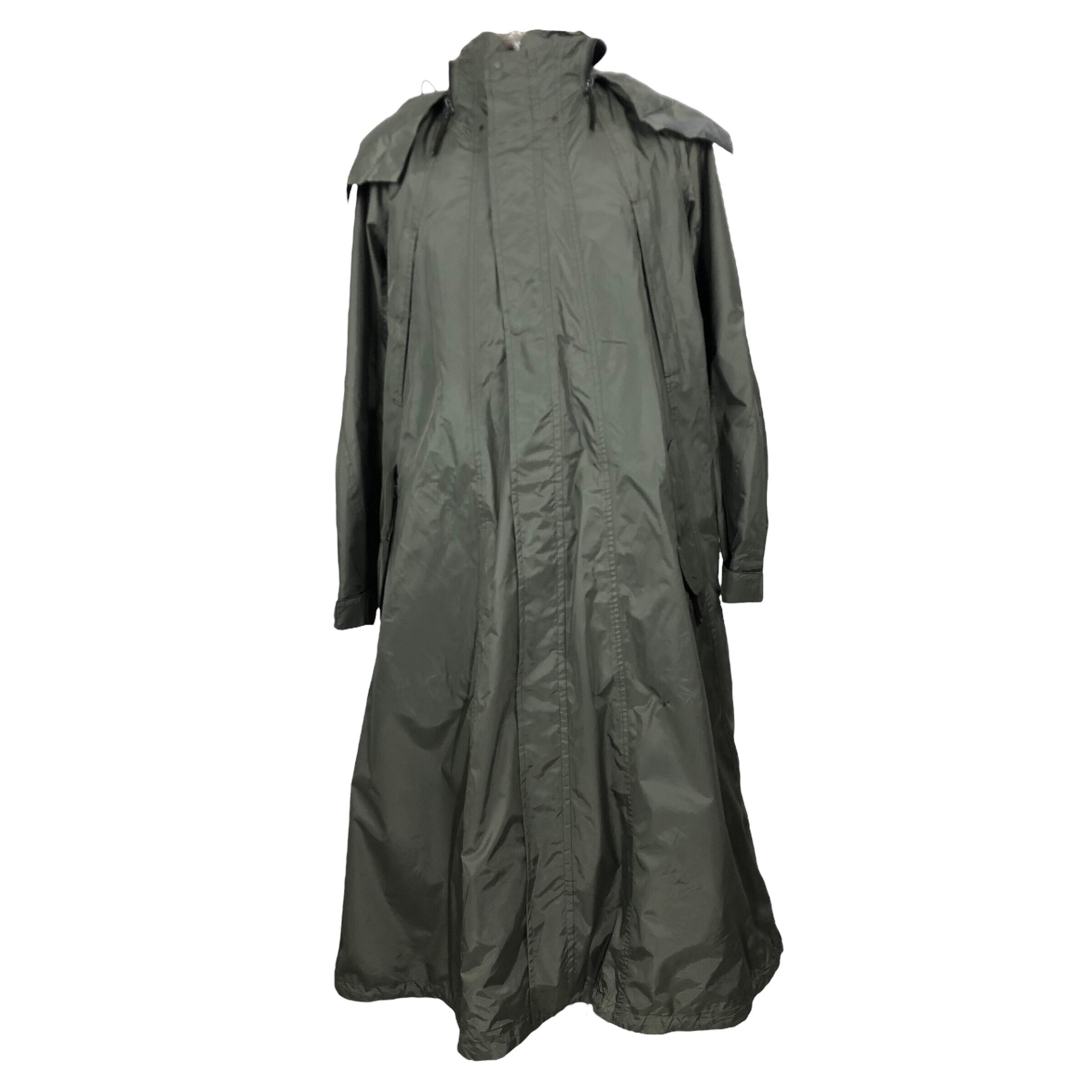 Issey Miyake Tafetta Nylon Jacket 2006 S/S Light Jacket Rain Issey Miyake Tafetta Nylon Jacket 2006 S/S Light Jacket Rain