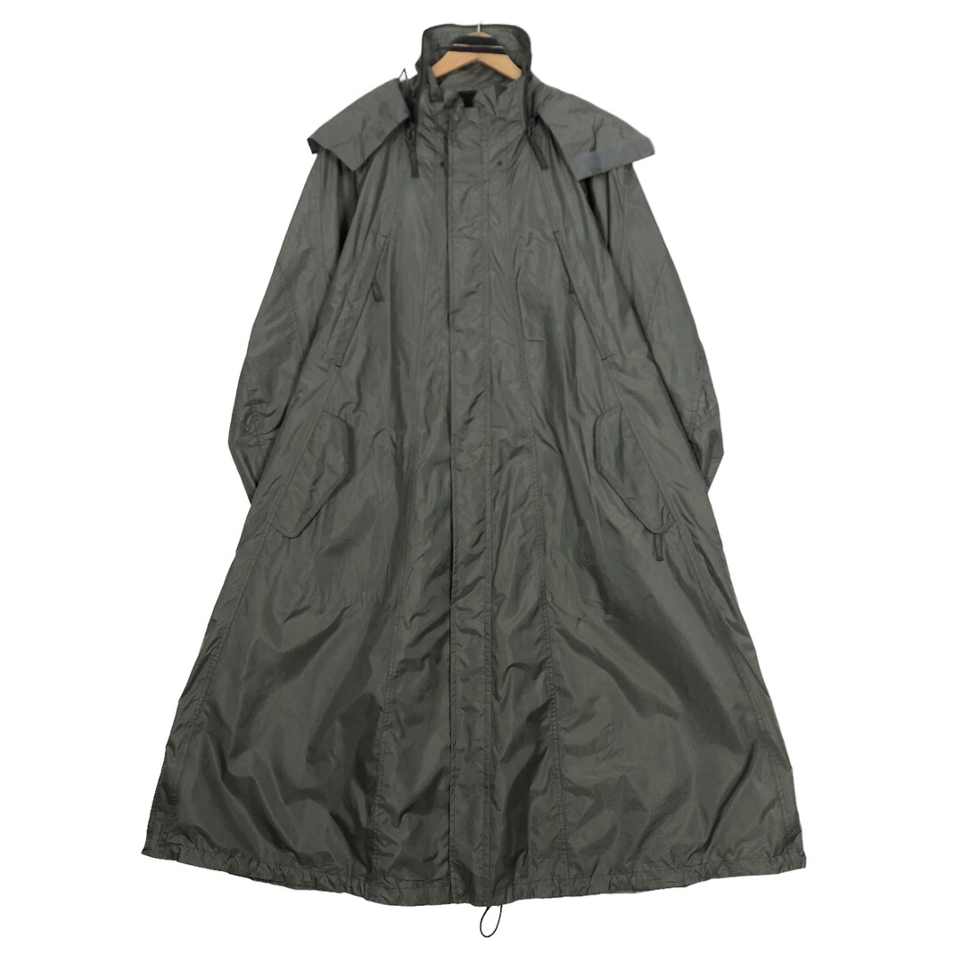 Issey Miyake Tafetta Nylon Jacket 2006 S/S Light Jacket Rain Issey Miyake Tafetta Nylon Jacket 2006 S/S Light Jacket Rain