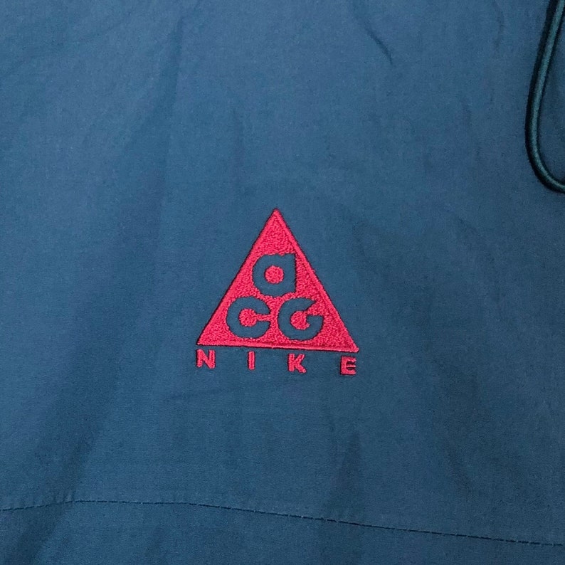 Vintage Nike ACG Windbreaker Jacket Small Logo Embroidery Light Jacket ...