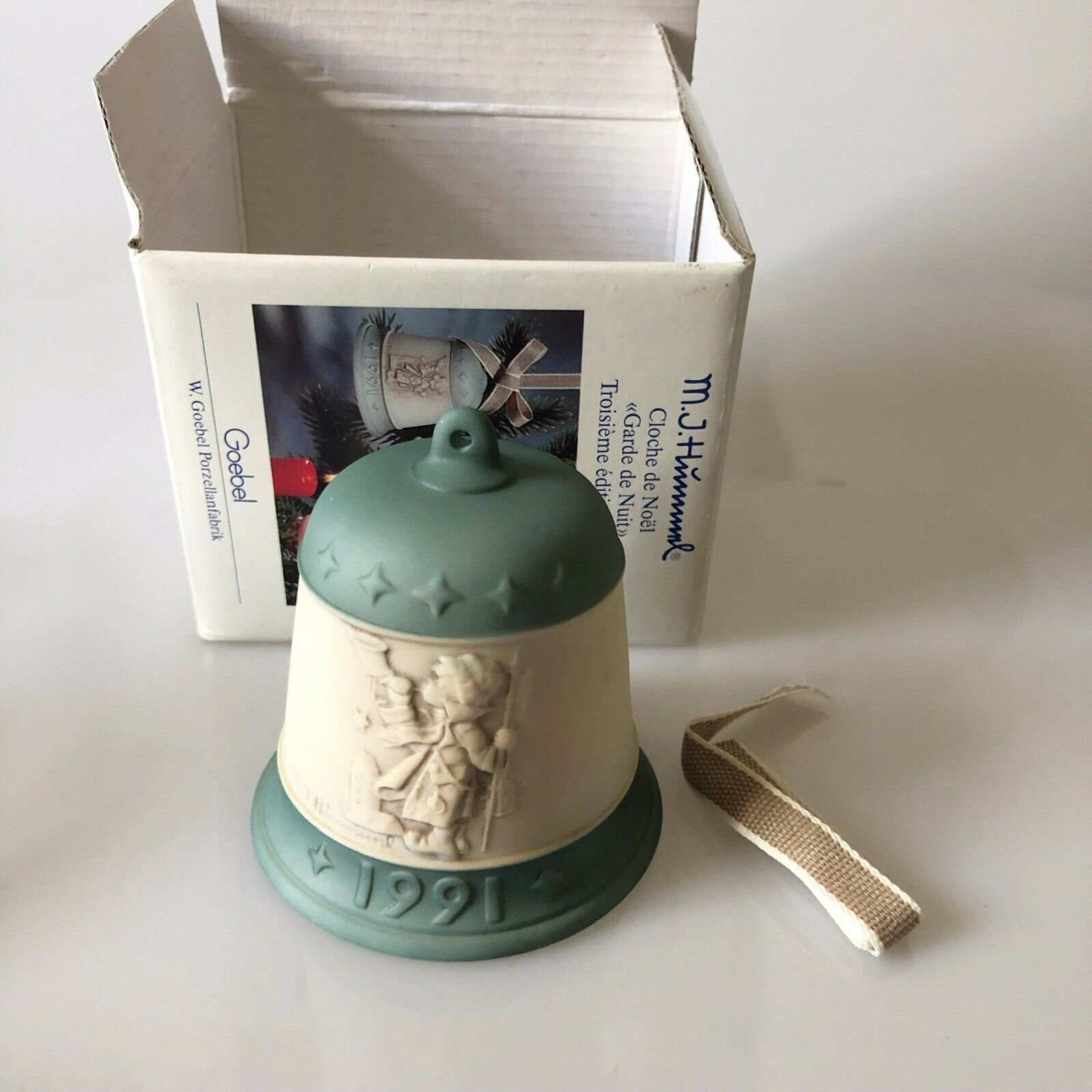 M.J. Hummel Cloche de Noël Hear Ye Hear Ye 3ème Editon - Etsy France