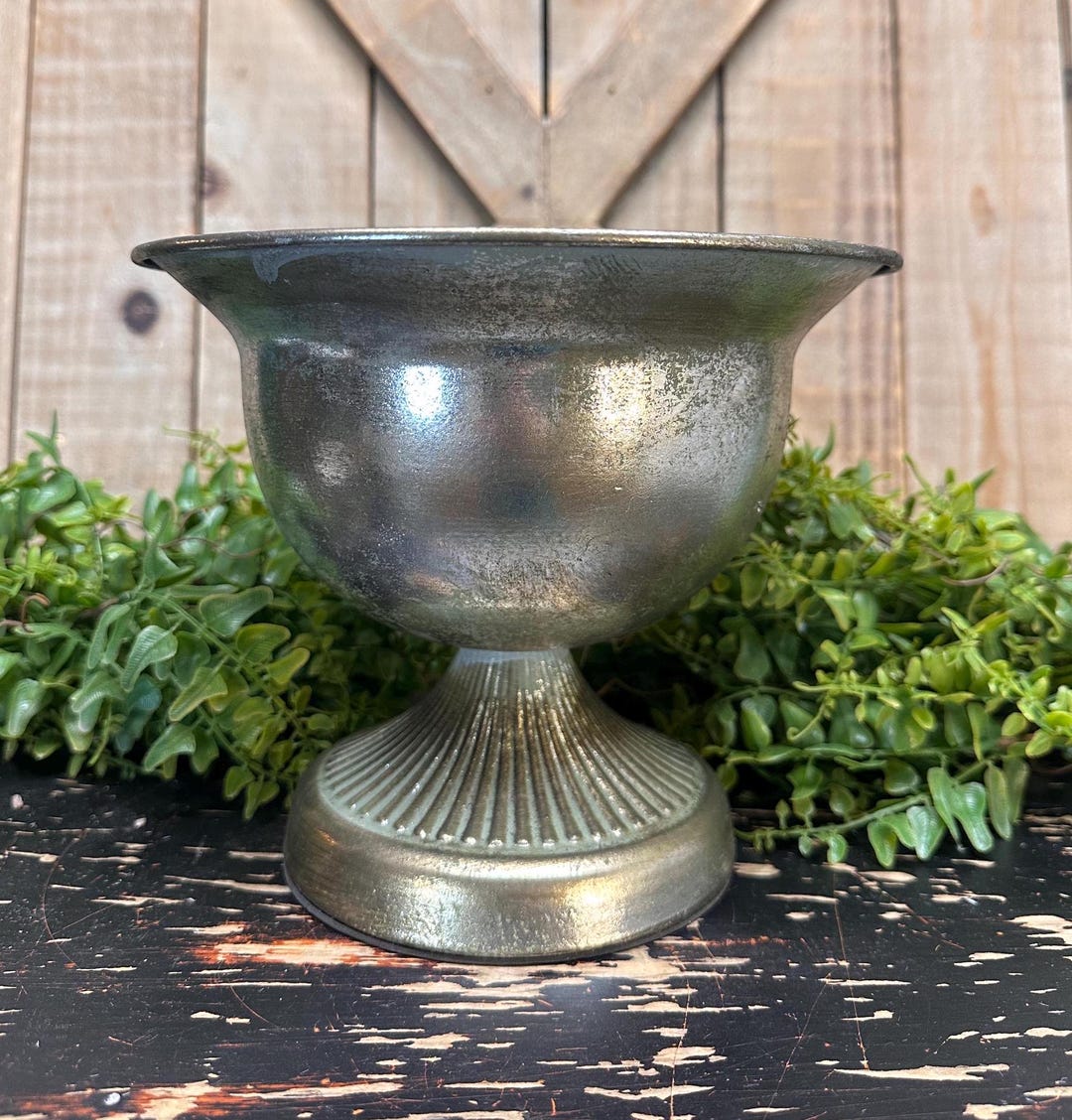 8 Inch Diameter, Metal Silver and Gray Base With Pedestal, 7 Inch High ...
