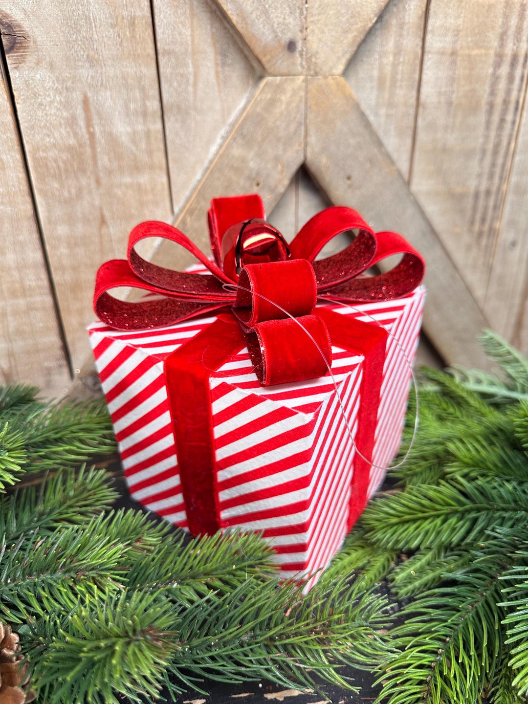6.5 Inch, Glitter Stripe Gift Box, Wreath Attachment, Centerpiece Decor ...